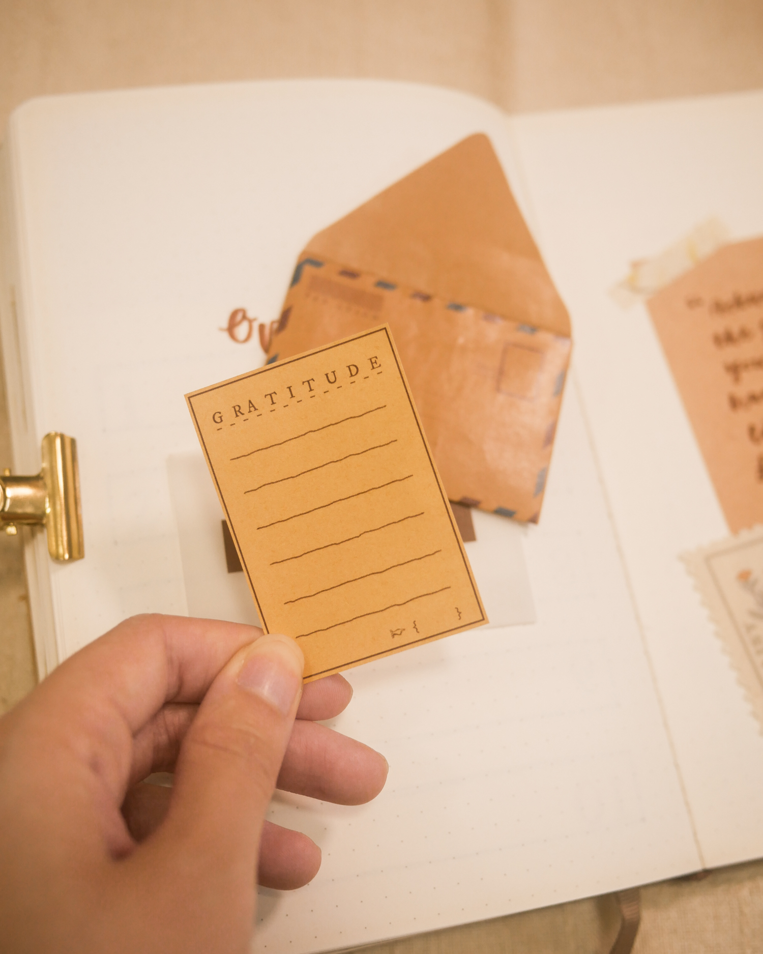 Year-End Journaling Ideas to Wrap Up Your Year (Free Printable Prompts ...