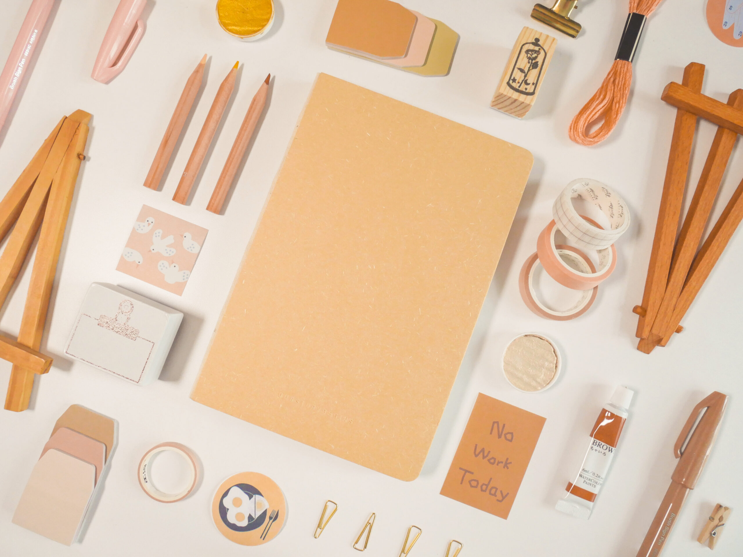 HAY studio ⋆ Free Printables Library